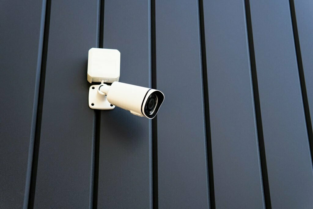 Business Security Cameras | Surveillance System For Business | Five 9s